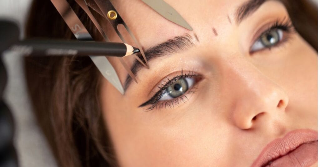 Ombre vs Powder Brows: Exploring Techniques & Differences